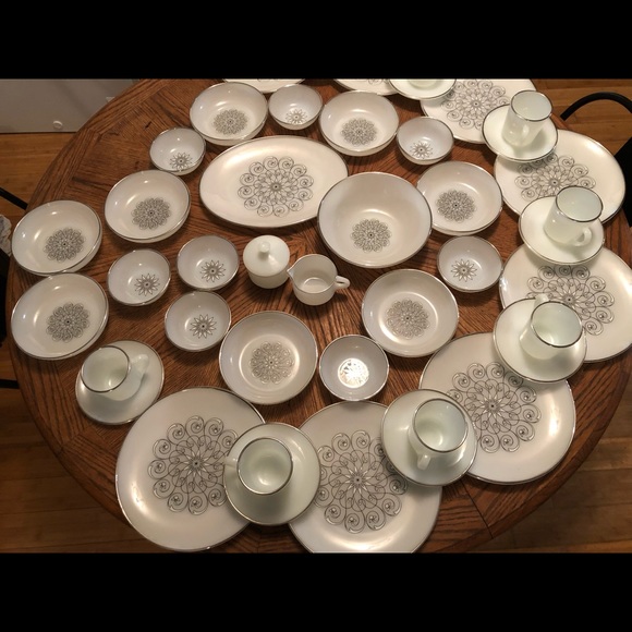 Anchor Hocking | Dining | Anchor Hocking Suburbia Vienna Lace ...